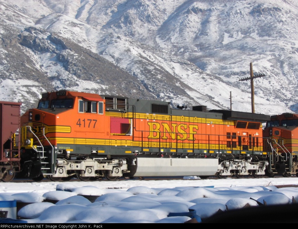 BNSF 4177